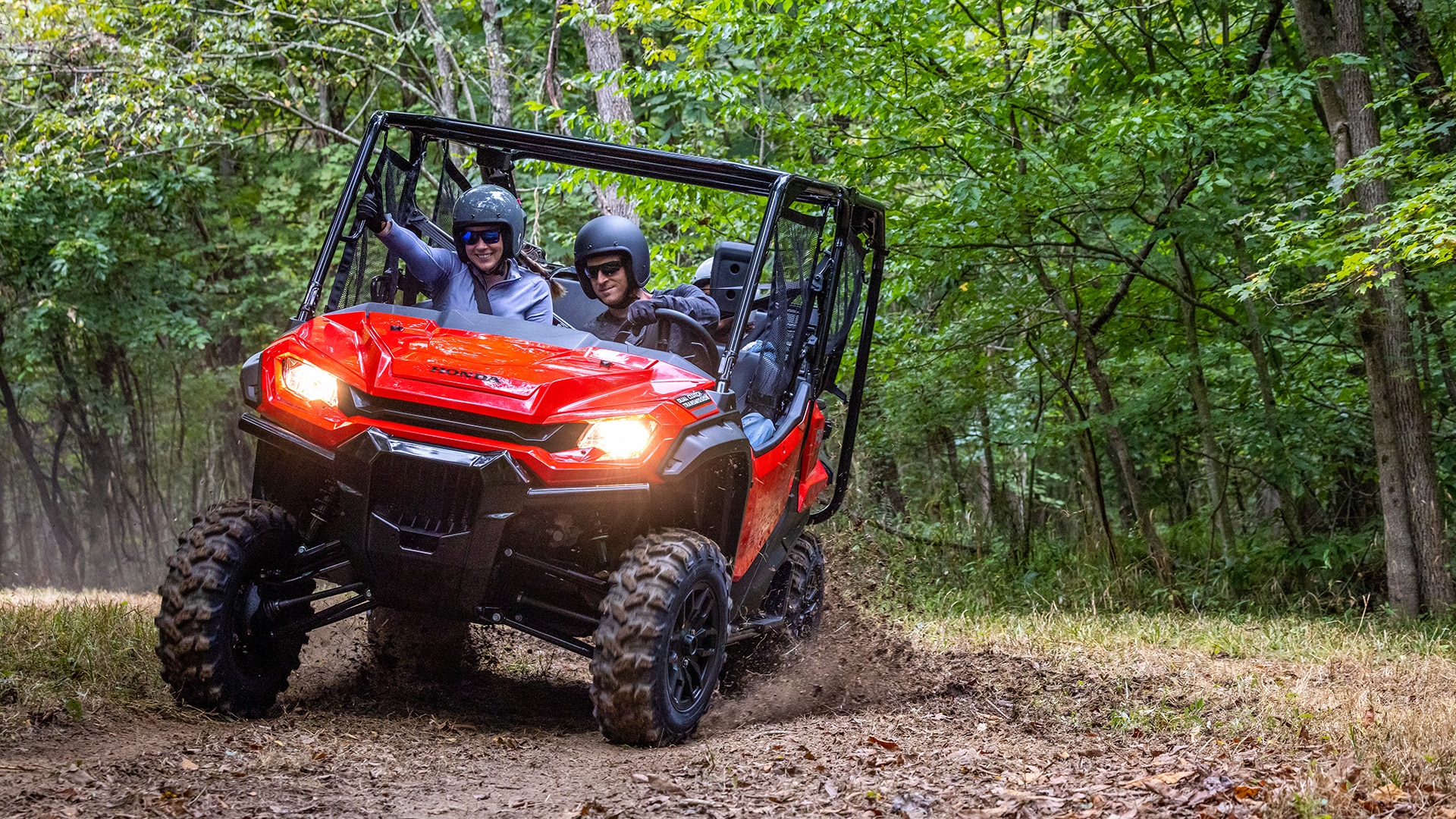 Pioneer 1000-5 EPS > Honda ATV & Side-by-Side Canada