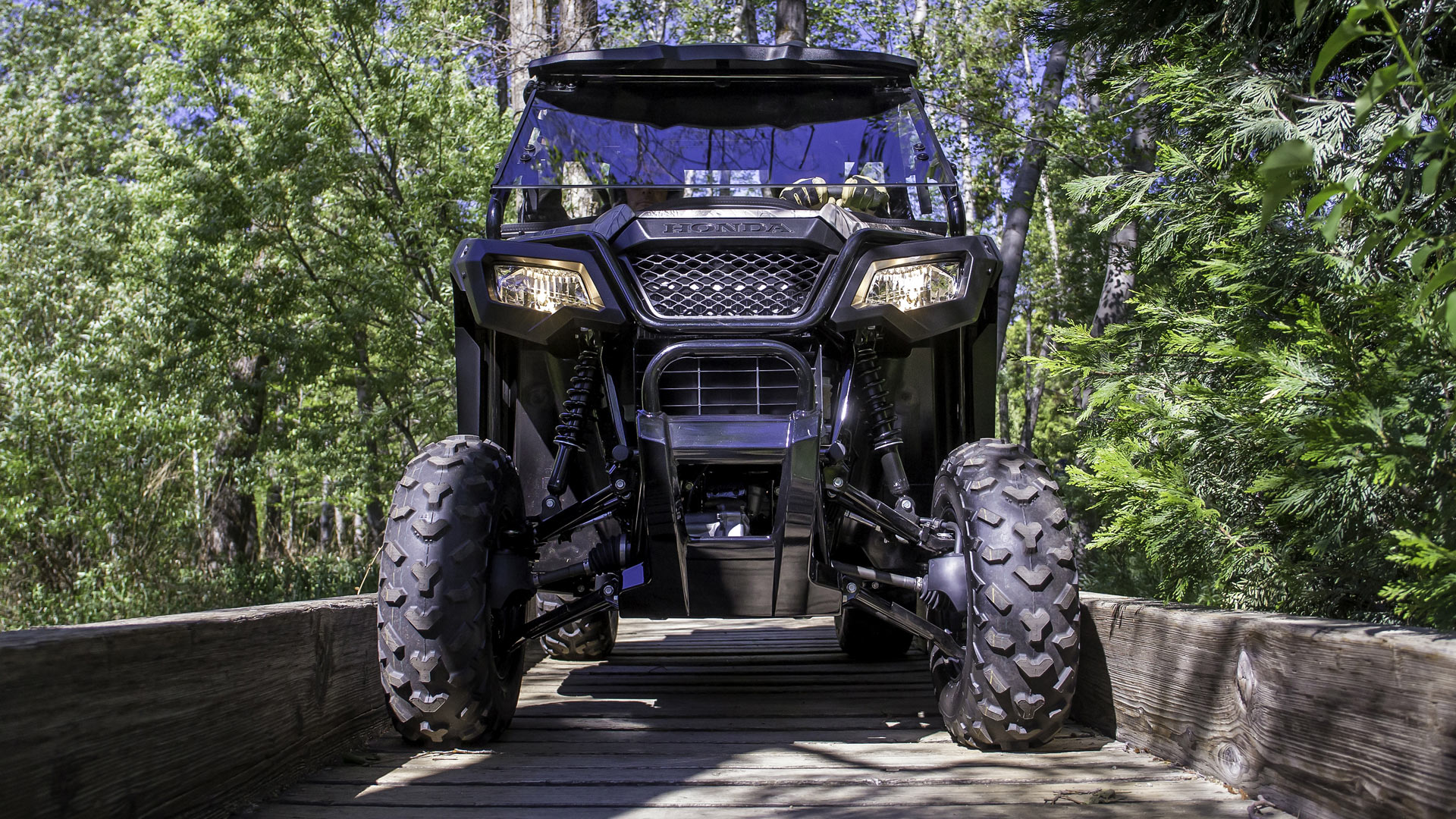 Pioneer 500 > Honda ATV & Side-by-Side Canada